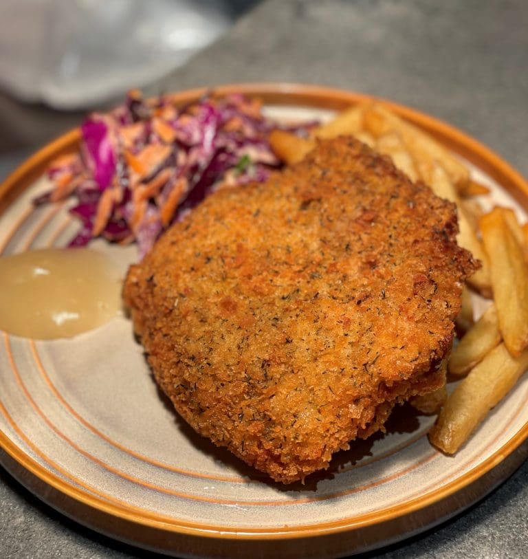 Café One Two Nine - Strathmore Hotel