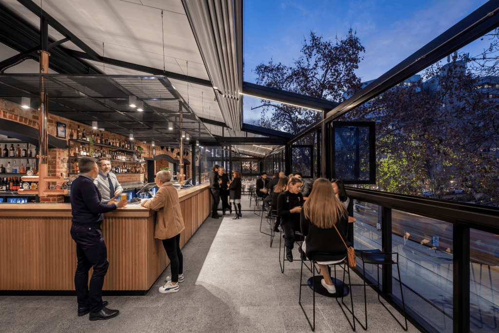 About Us - Strathmore Hotel