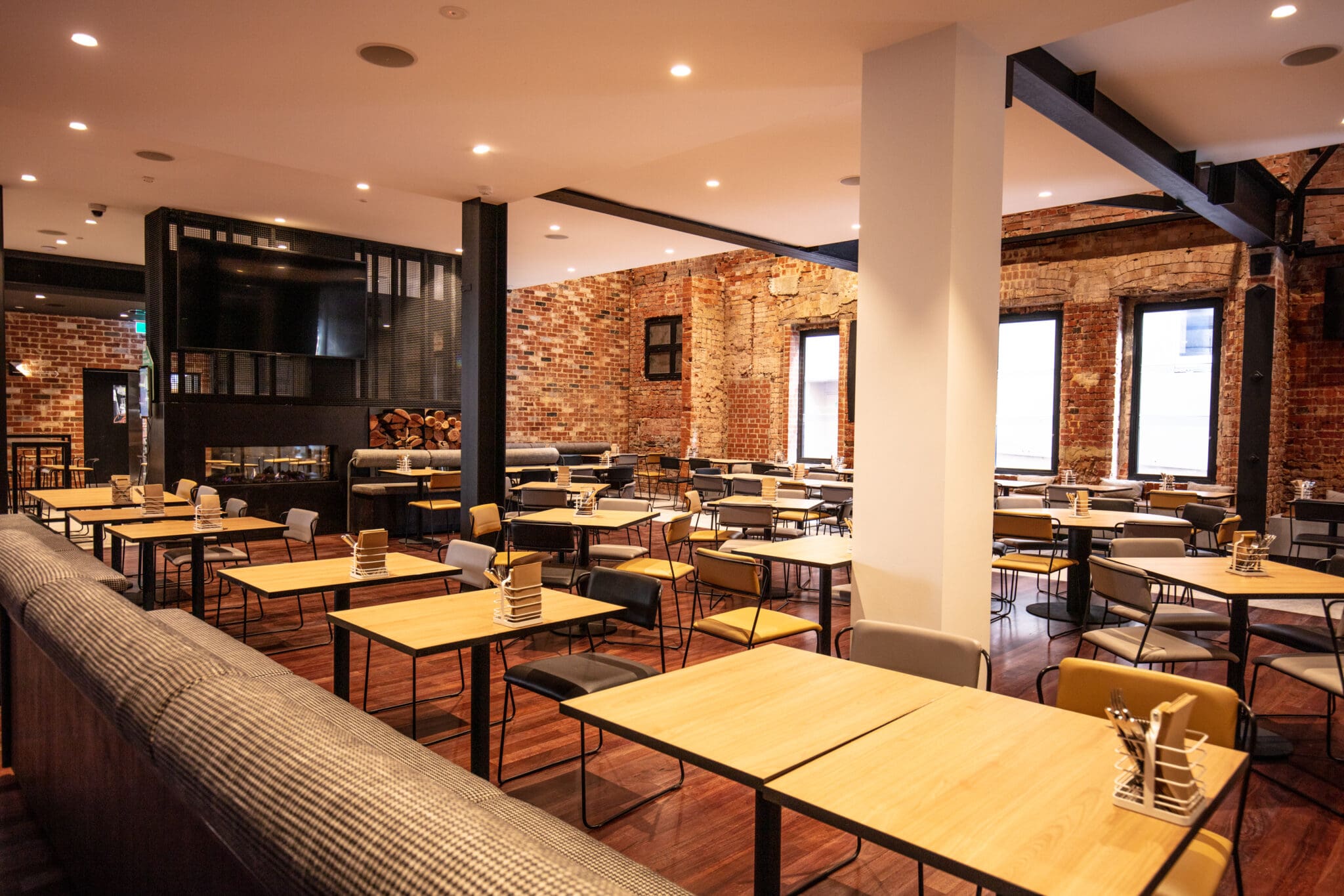 Strathmore Hotel - Adelaide’s best located, most iconic pub